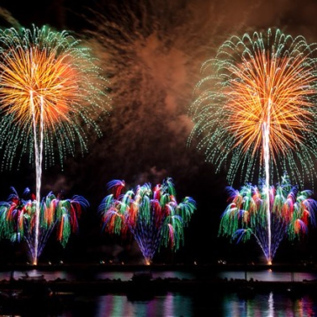 Festival Kembang Api Atami - Info Wisata dan Liburan di Jepang