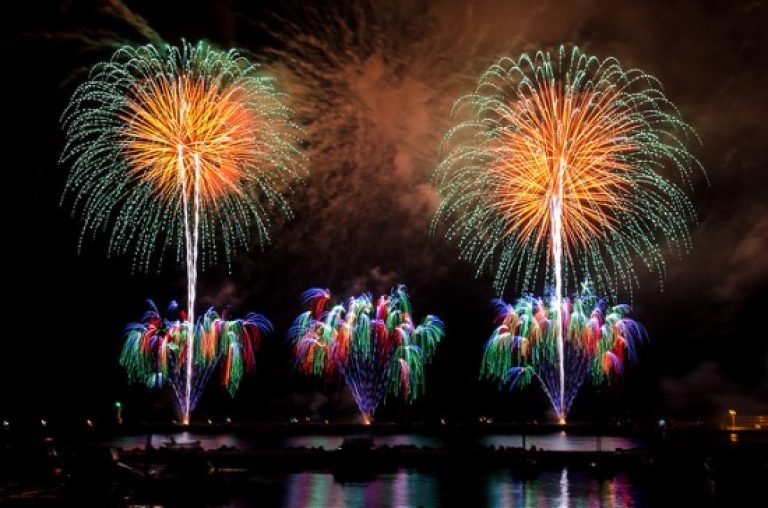 Festival Kembang Api Atami - Info Wisata dan Liburan di Jepang