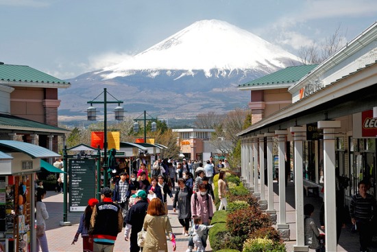 Gotemba Premium Outlets - Info Wisata dan Liburan di Jepang