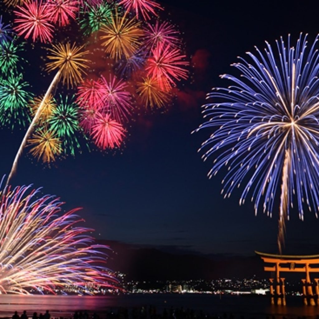 Miyajima Fireworks Festival - Info Wisata dan Liburan di Jepang