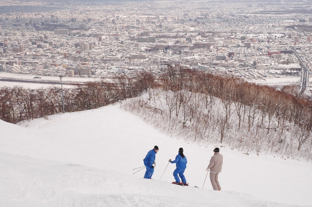 Moiwa Ski Resort - Info Liburan dan Wisata di Jepang