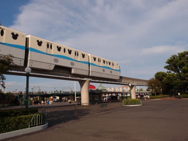 Maihama Station Tokyo Disney Resort - Info Wisata dan Liburan di Jepang